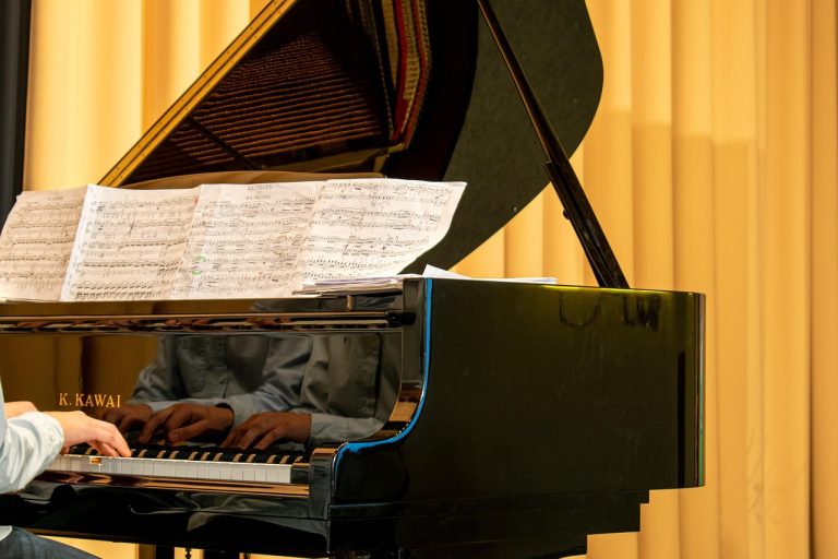 公共音楽施設の予約管理を効率化する方法｜RESERVA活用Q&A | RESERVA lg